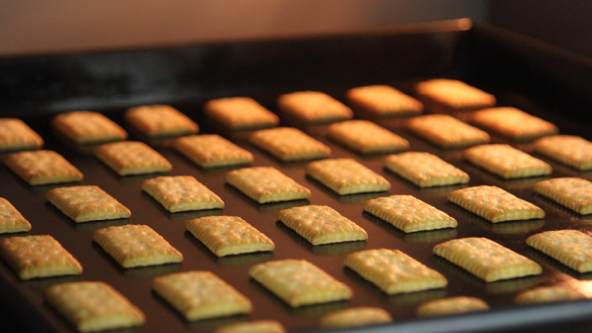 How to make a delicious cookie even more delicious?_Bisco | Glico ...